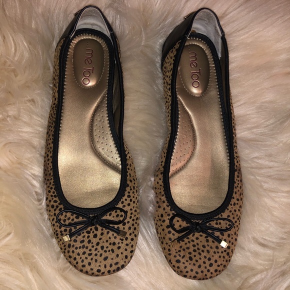 me too | Shoes | 62 Me Too Size 8 2 Flats | Poshmark